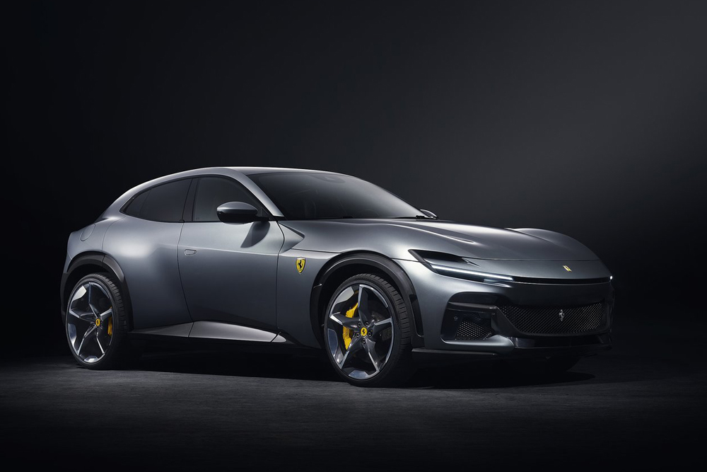 "SUV라기보다 4인승 슈퍼카" 페라리 '푸로산게' 최초 공개