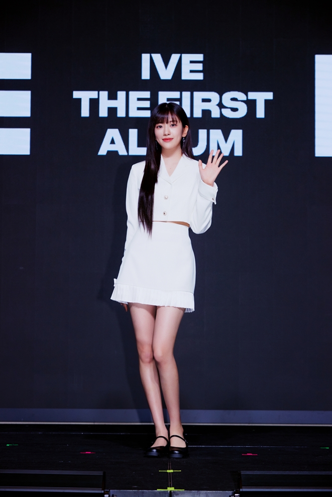 아이브 안유진, 2년 연속 연말 무대 MC 확정...'2023 SBS 가요대전' MC 발탁