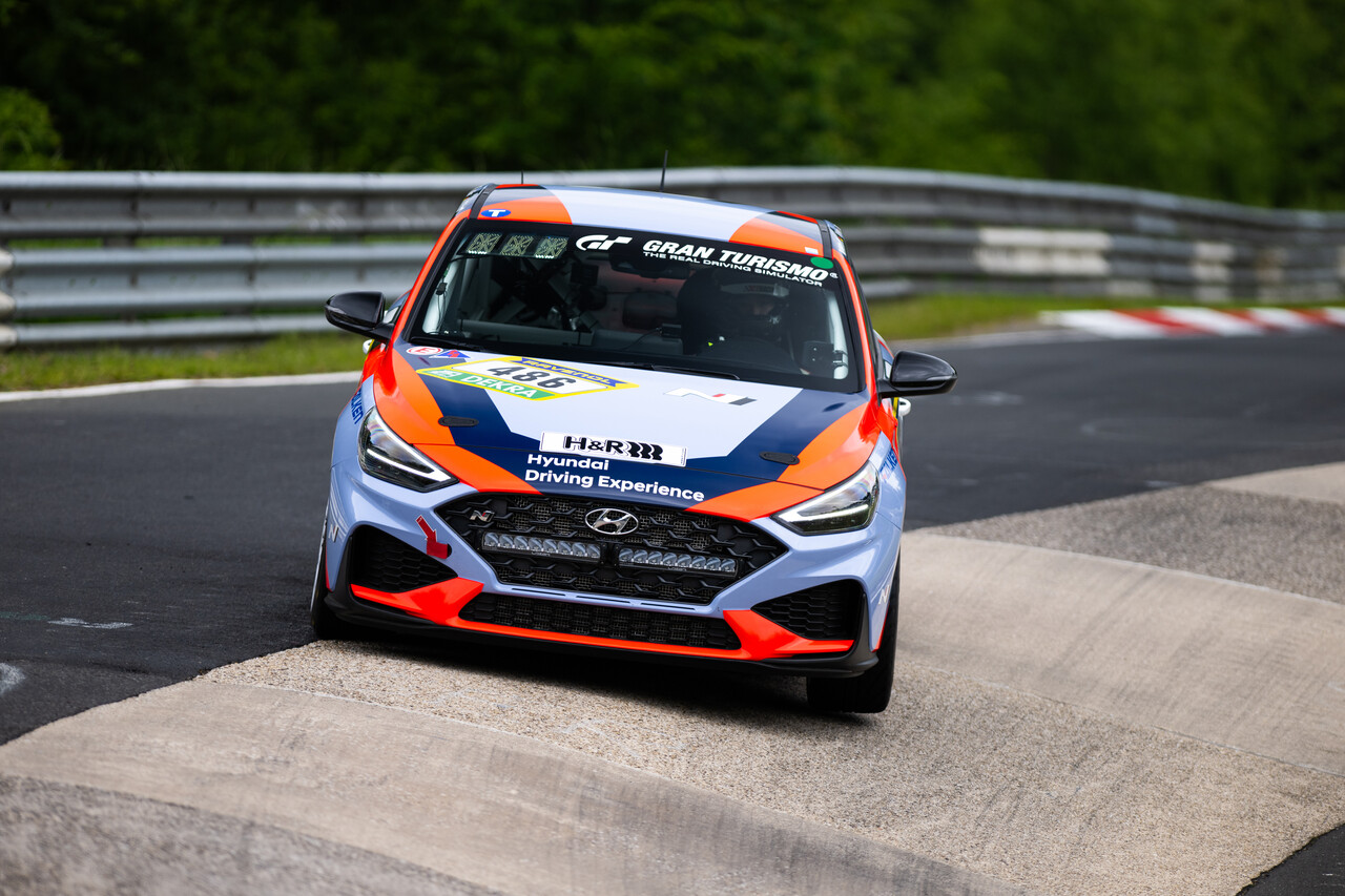 현대차, '뉘르부르크링 24시' 4대 출격해 모두 '9년 연속 완주'