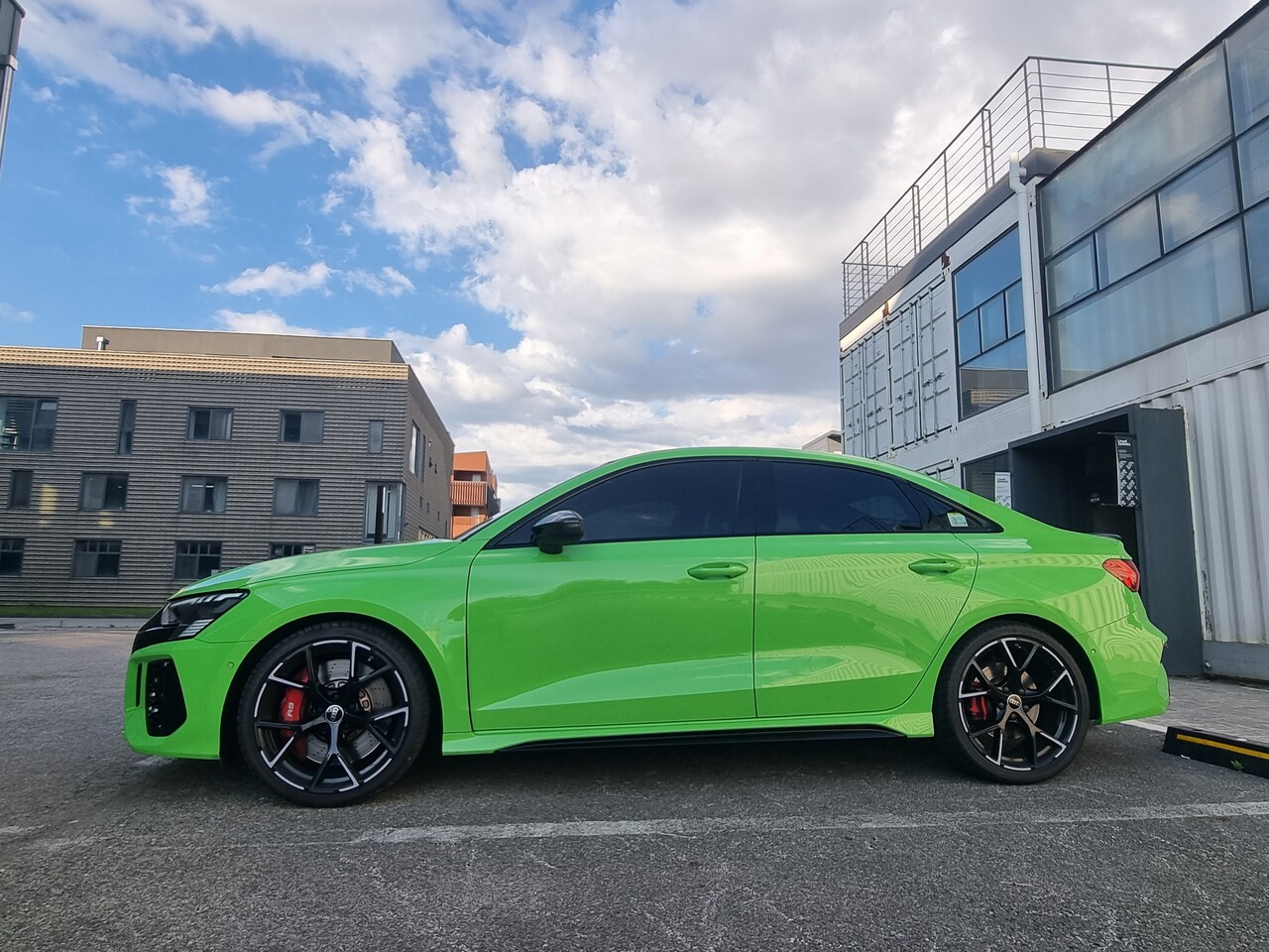 [시승기] 아우디 RS3 '내 맘 보다 반박자 빠른 매력 폭발'