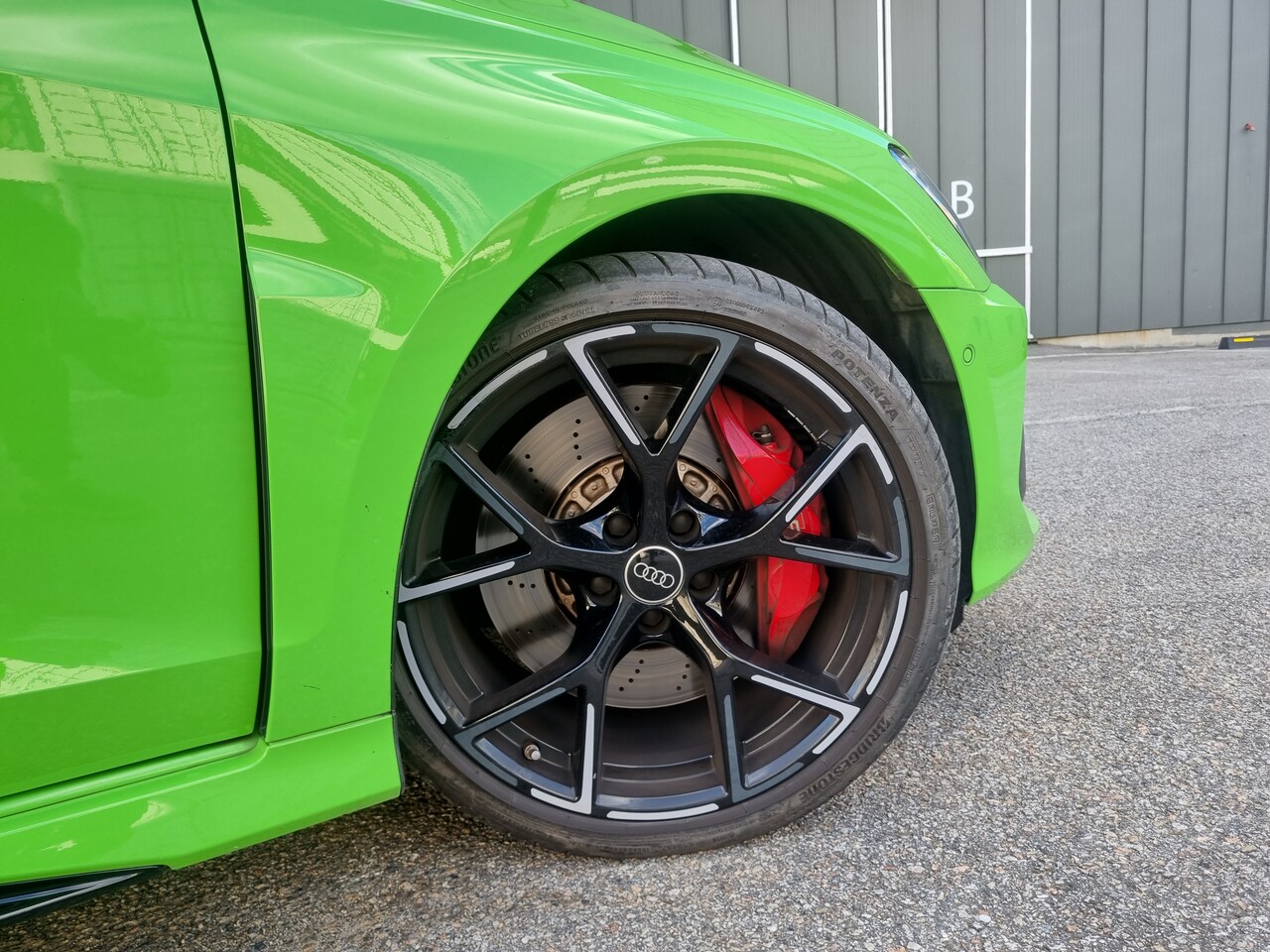 [시승기] 아우디 RS3 '내 맘 보다 반박자 빠른 매력 폭발'