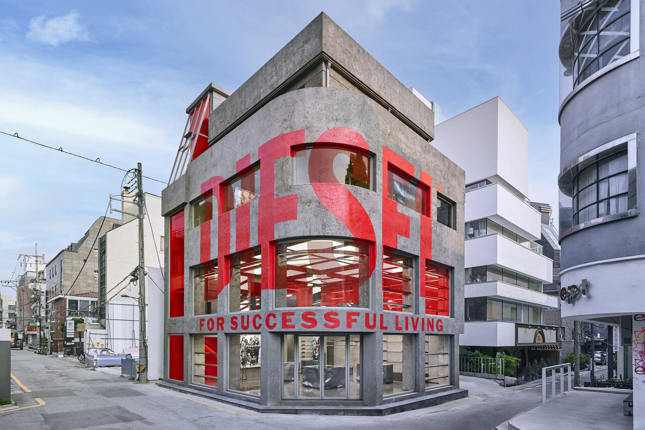 디젤(DIESEL), 도산 스토어 오픈...앰버서더 세븐틴 호시 참석