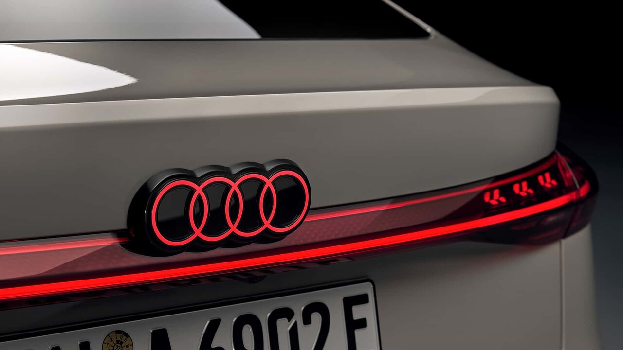 아우디, 신형 A6·S6 E-트론 공개…최고 543마력