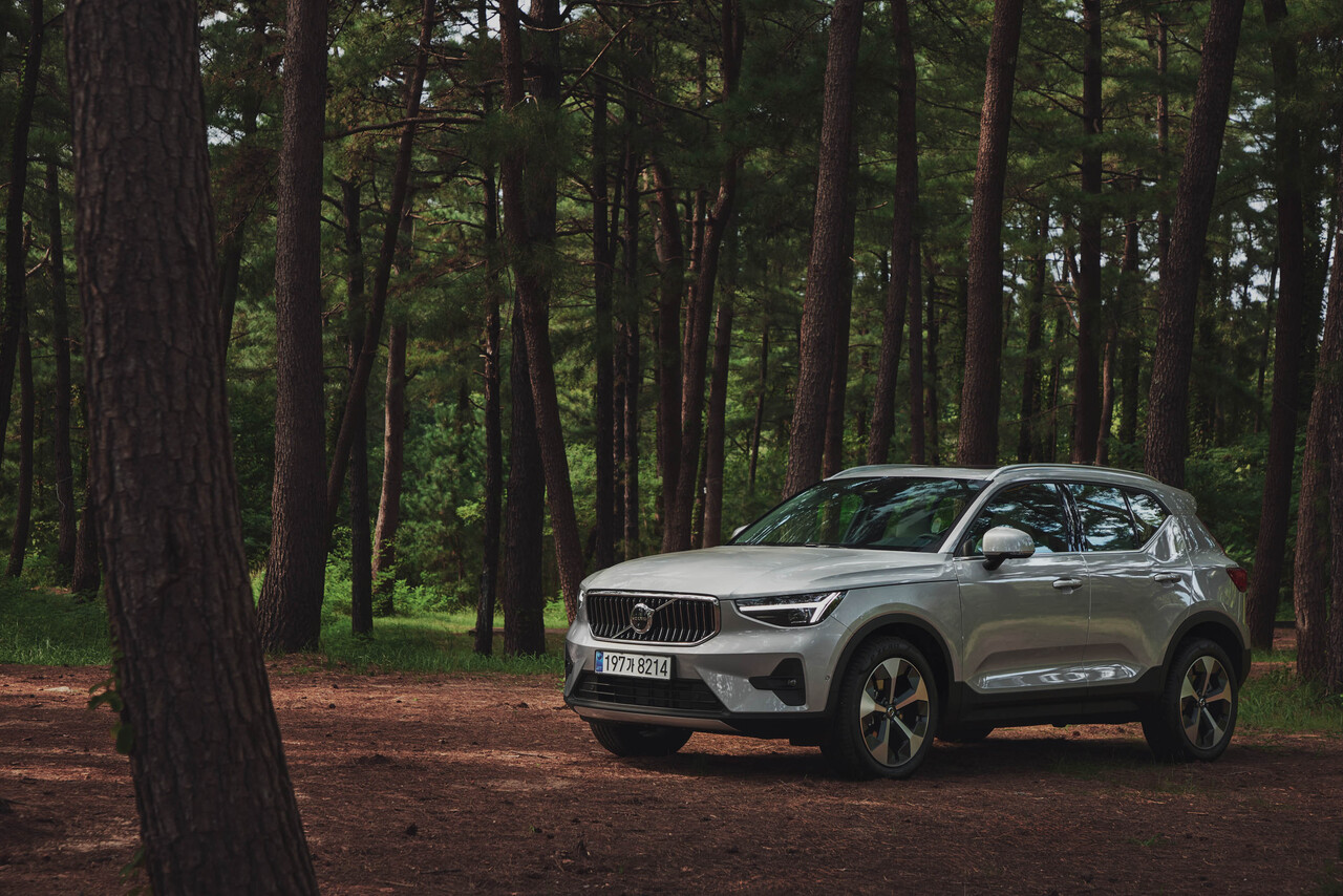"벤츠·BMW도 넘사벽" 볼보 소형 SUV `XC40`…완판행진 비결은