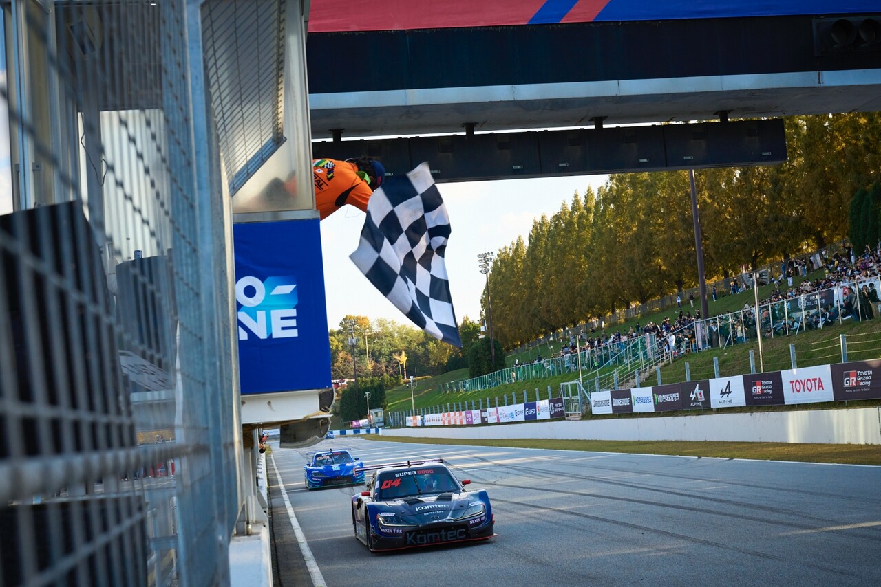 서한GP 정의철, 슈퍼6000 8라운드 역전우승...정경훈, GT 7연패 금자탑