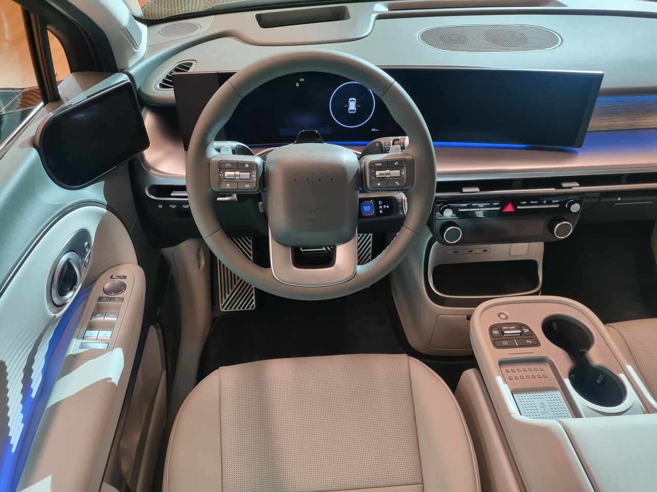 현대차 '아이오닉 9', 테슬라·리비안에 맞서는 대형 전기 SUV의 진화