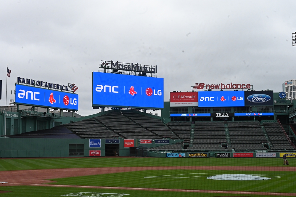 LG전자, 美 MLB 레드삭스 홈구장에 초대형 디스플레이 공급