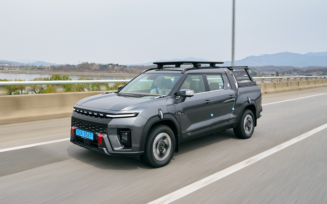 실용성·경제성 갖춘 KGM 전기픽업 '무쏘 EV'…"SUV 살 필요 없네"