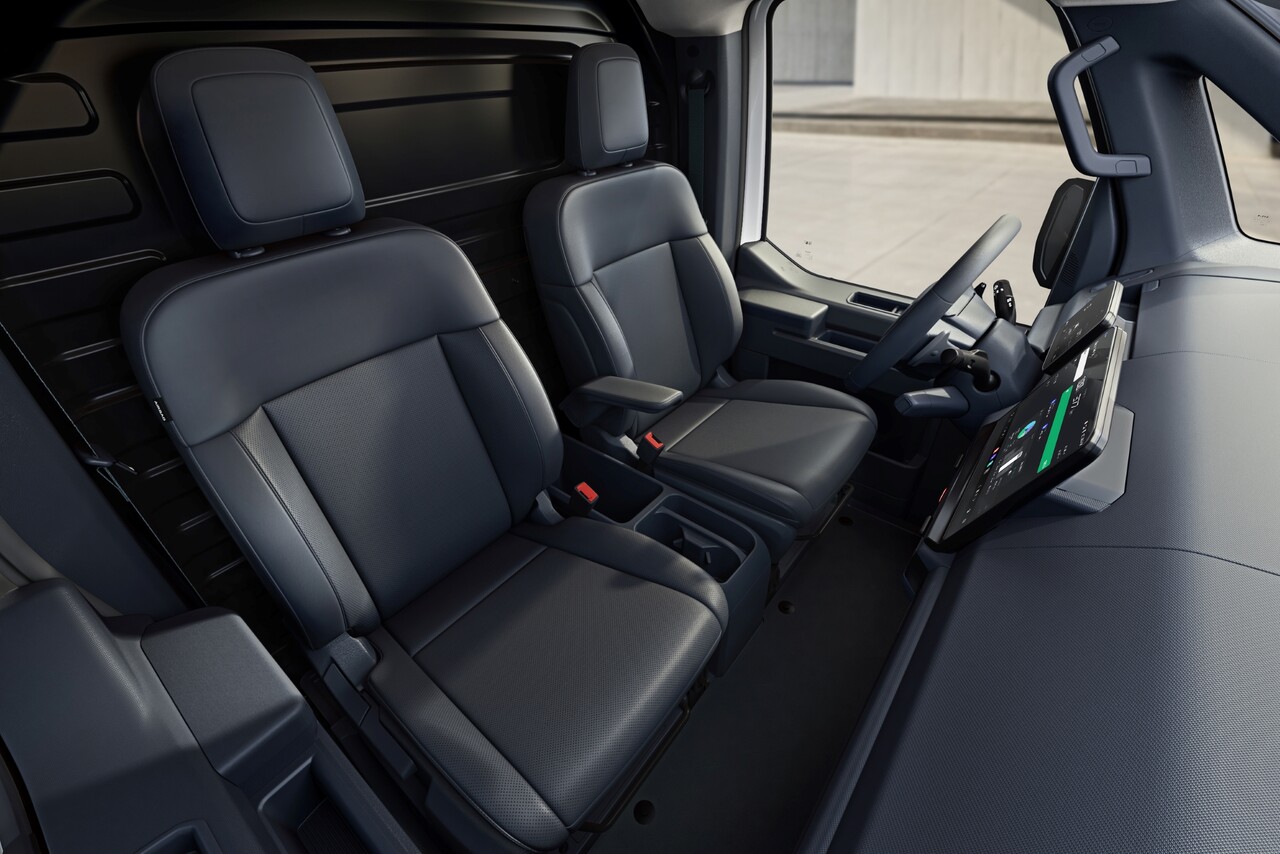 기아, 첫 PBV 'PV5' 계약 개시…"패신저 3000만원대 구매 가능"