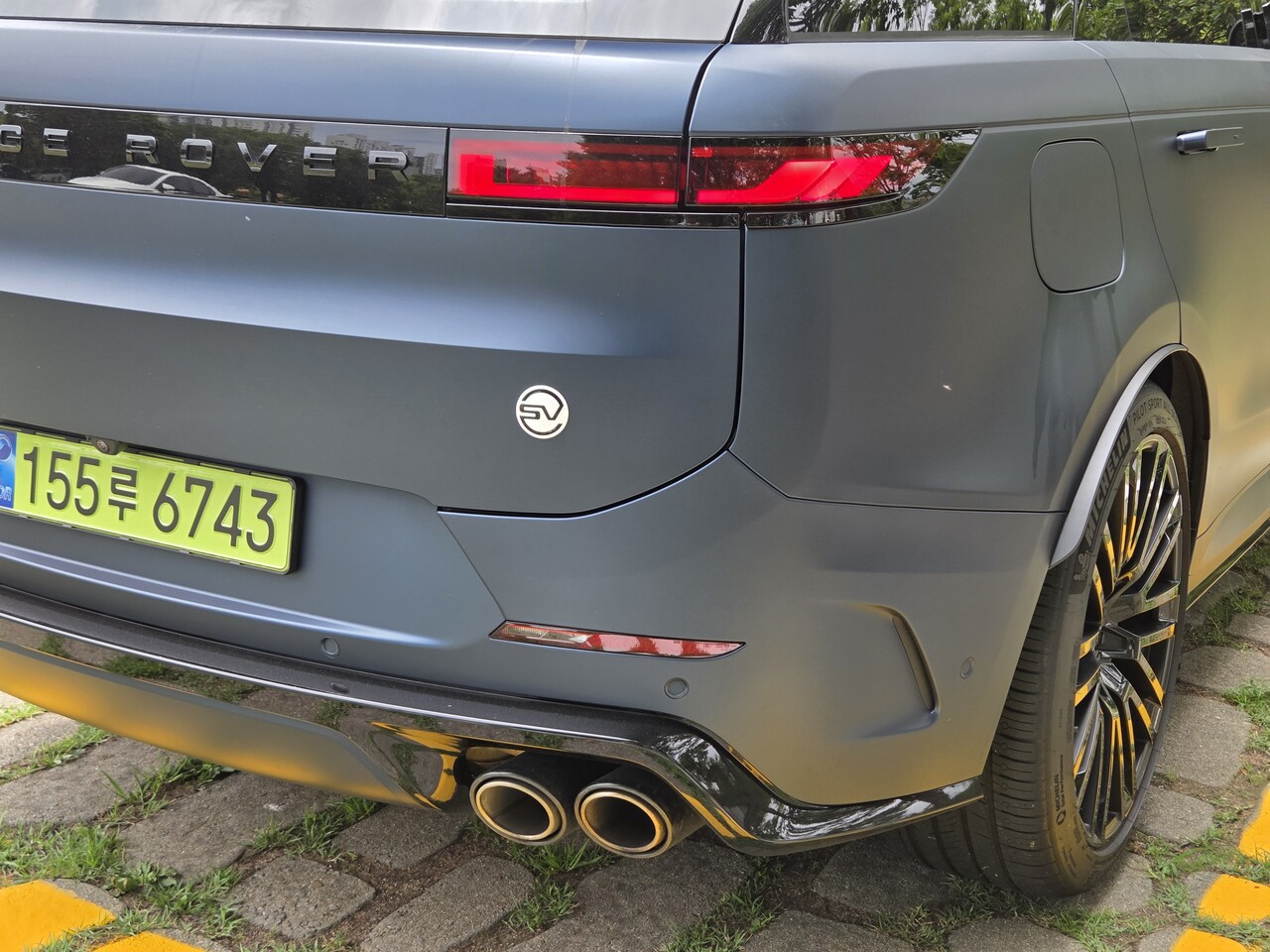 레인지로버 스포츠 SV 에디션 투 "마법의 SV버튼 눌렀더니 날았다"