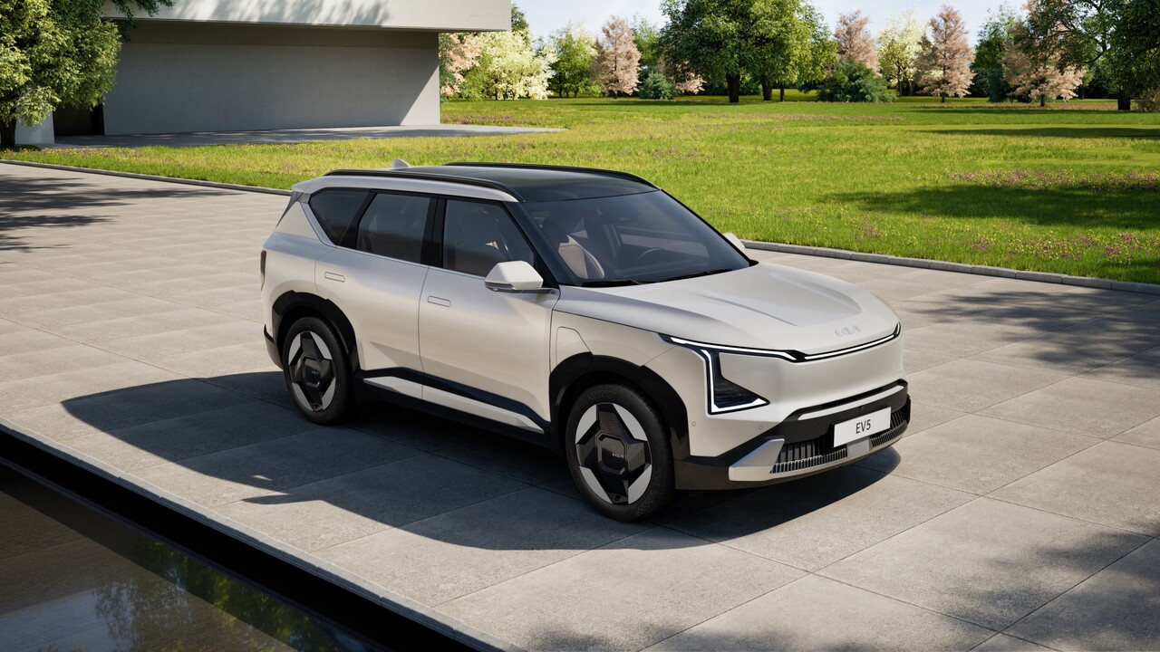 기아, 준중형 전기 SUV 'EV5' 디자인 공개…"넉넉한 공간 갖춘 EV9 주니어"