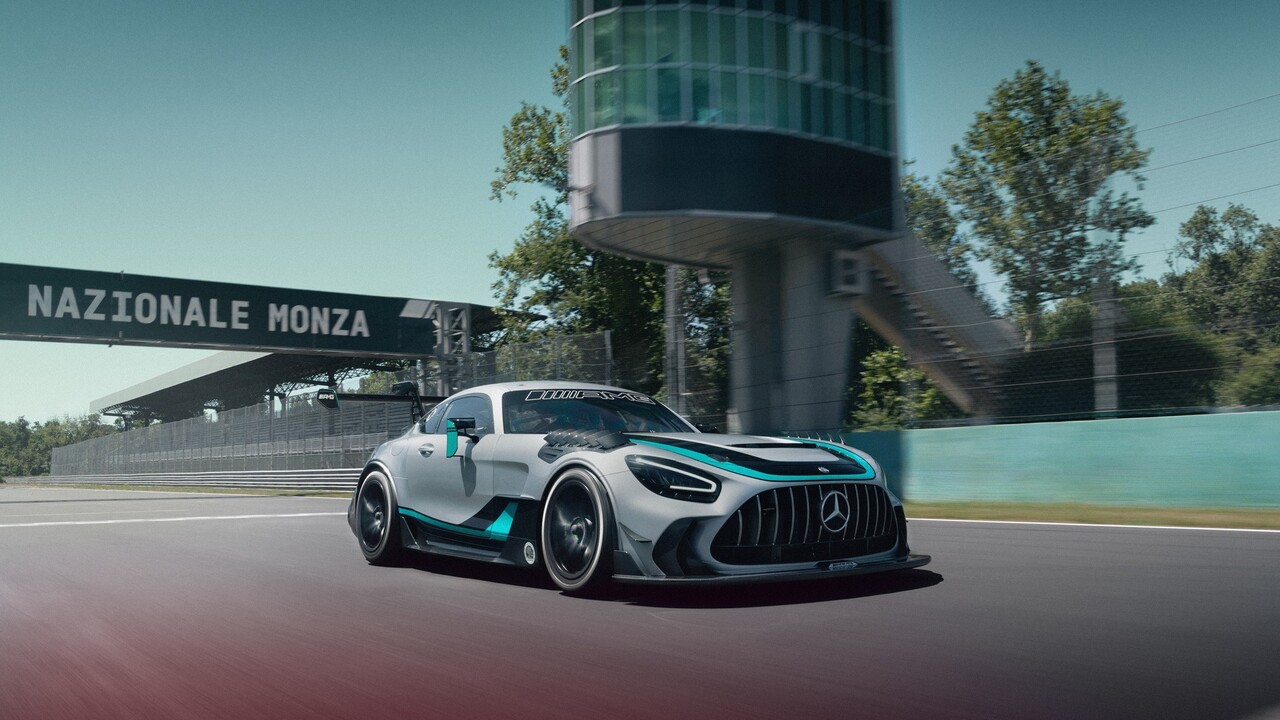 메르세데스-AMG, F1기술 접목 서킷전용 ‘GT2 에디션 W16’ 30대 한정판 공개